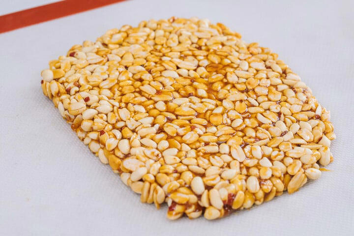 Cách Làm Kẹo Lạc để Nhâm Nhi Dịp Tết