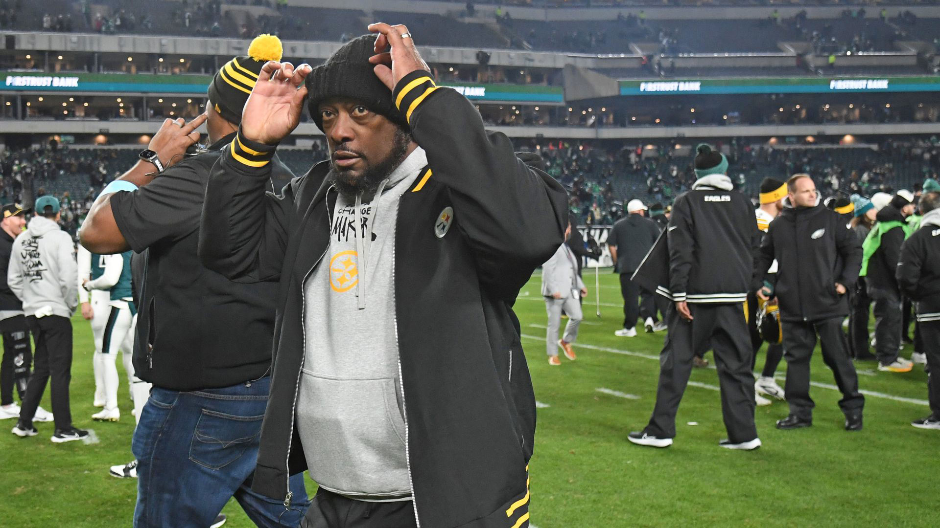 Steelers HC Mike Tomlin on late fourth-down punt: “I took a chance” Steelers HC Mike Tomlin on late fourth-down punt: “I took a chance”