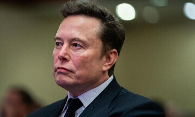 US grounds Elon Musk’s SpaceX’s Starship after fiery mid-air explosion US grounds Elon Musk’s SpaceX’s Starship after fiery mid-air explosion