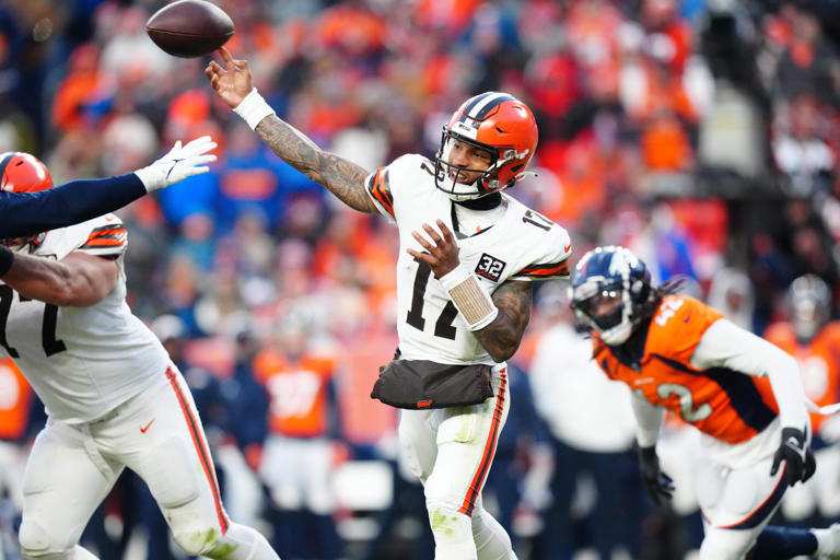 Miami Dolphins vs. Cleveland Browns prediction: Who wins NFL Week 17 ...