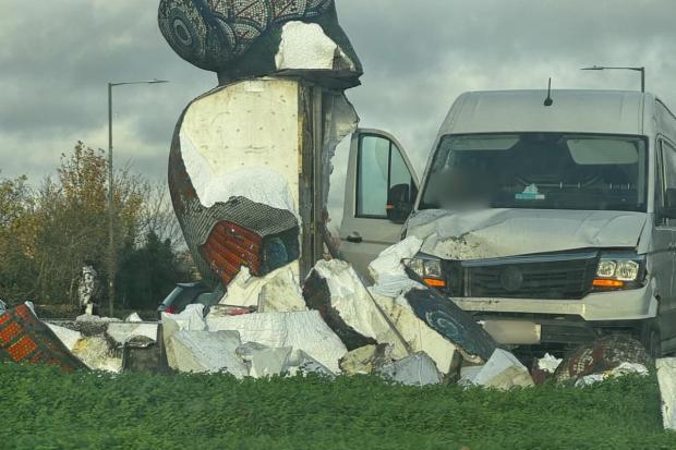 Iconic De Luci fish statue to be removed for restoration after Erith ...