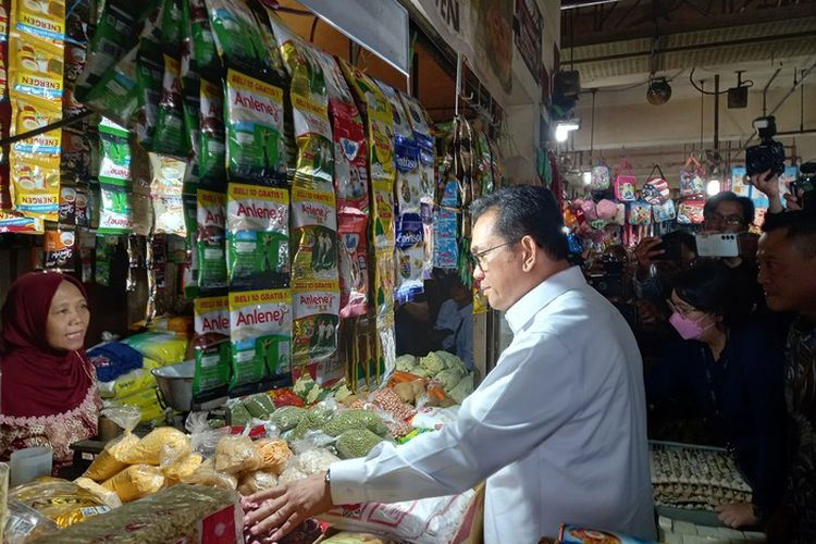 Jadikan Ladang Lima Sebagai Contoh, Mendag Budi Santoso Dorong Produk ... Jadikan Ladang Lima Sebagai Contoh, Mendag Budi Santoso Dorong Produk ...