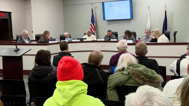 Kzoo Co GOP issues no-confidence vote against 2 Comstock trustees