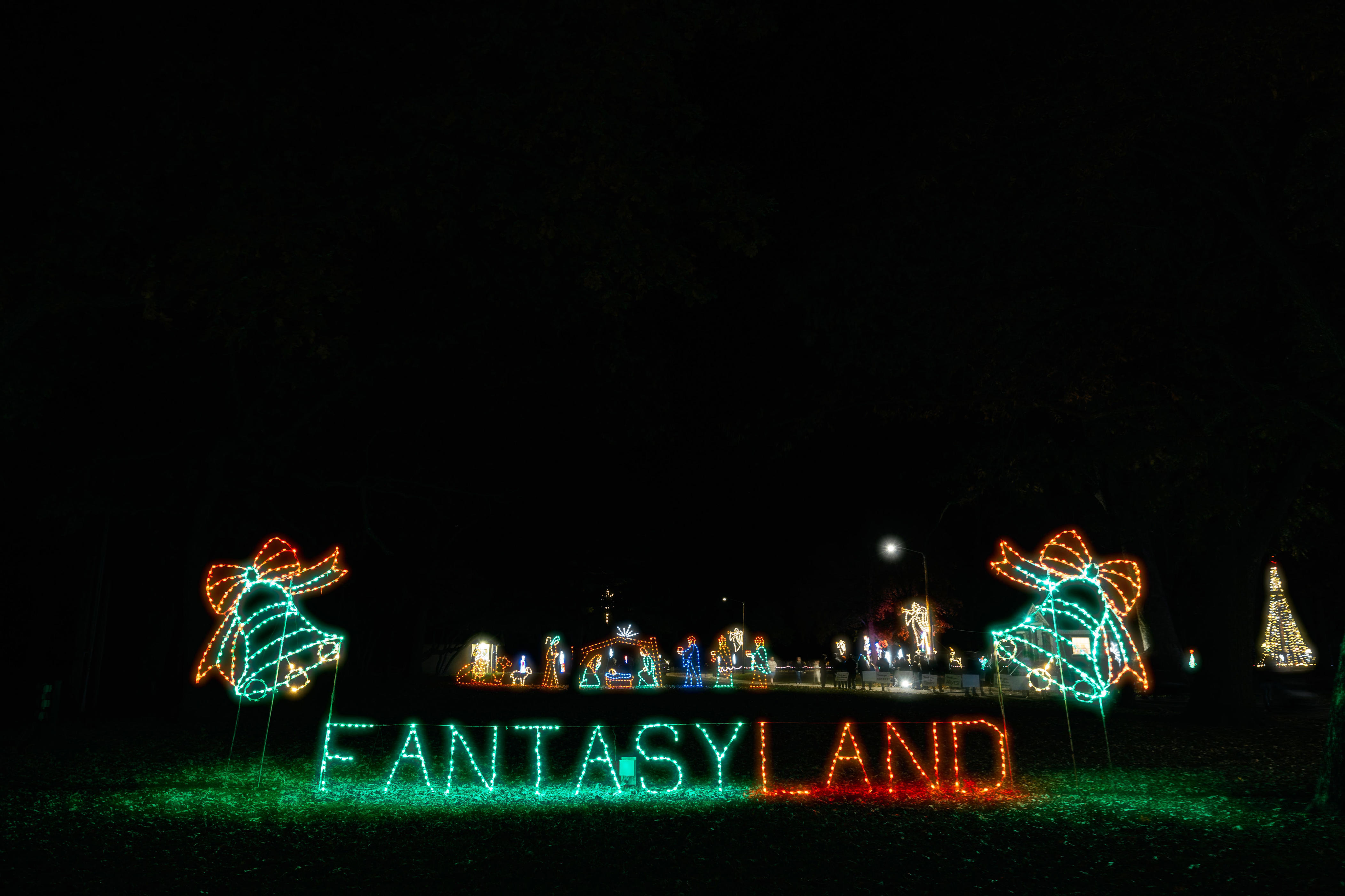 Fantasy Land of Lights starts in Bartlesville soon. Here's when to walk ...
