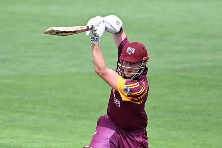 Labuschagne dropped from Australia ODI squad, Renshaw earns call-up