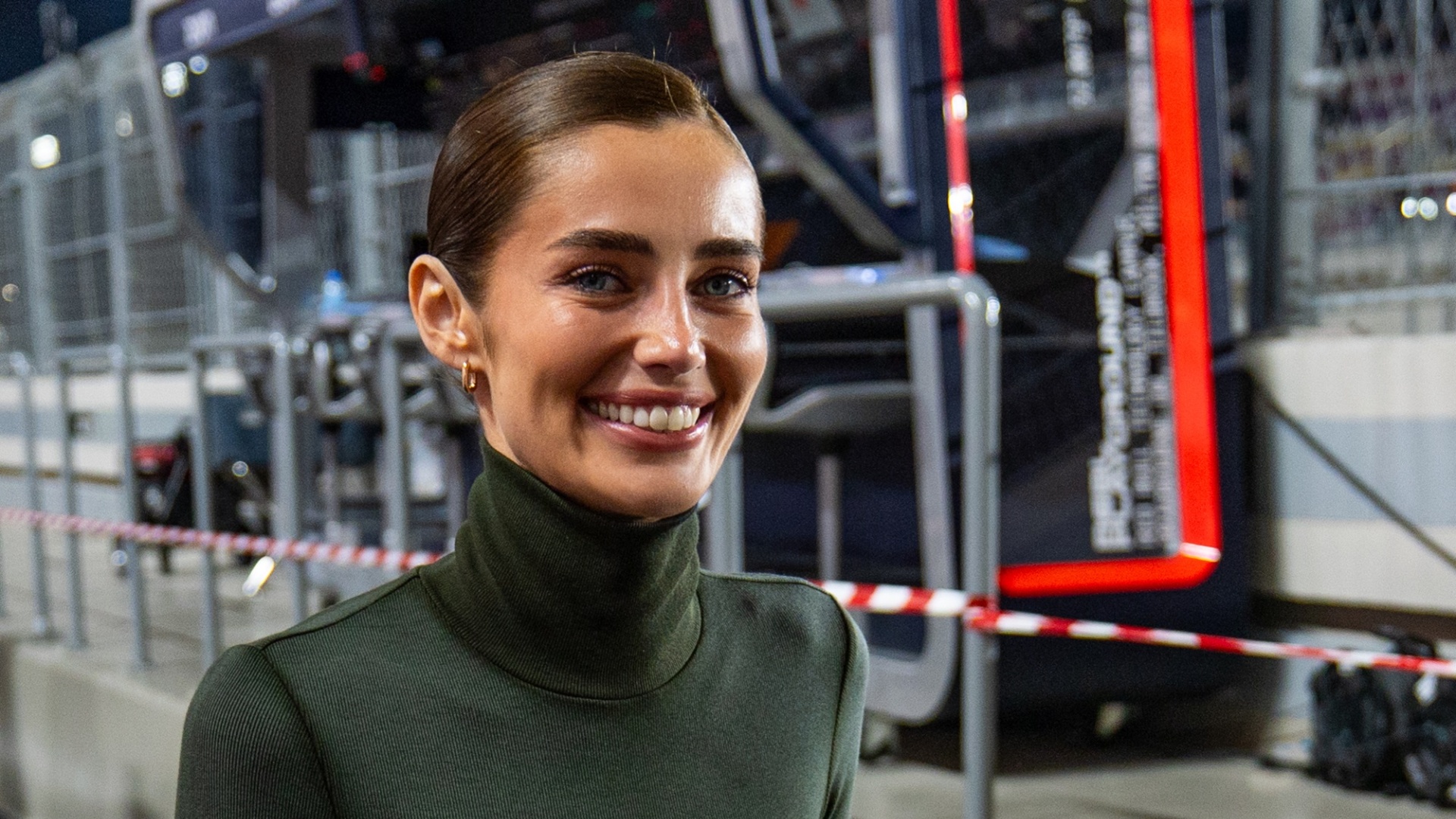 Rebecca Donaldson : les photos de la charmante petite amie de Carlos Sainz