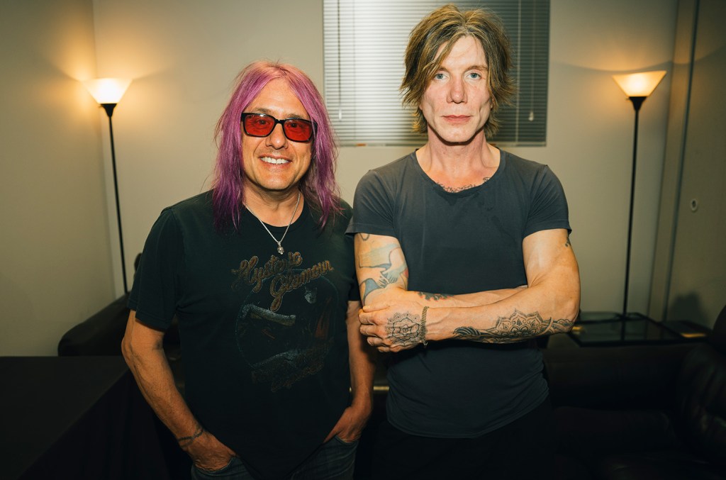 Goo Goo Dolls Raising Money For Texas Flood Relief With Red Rocks ...