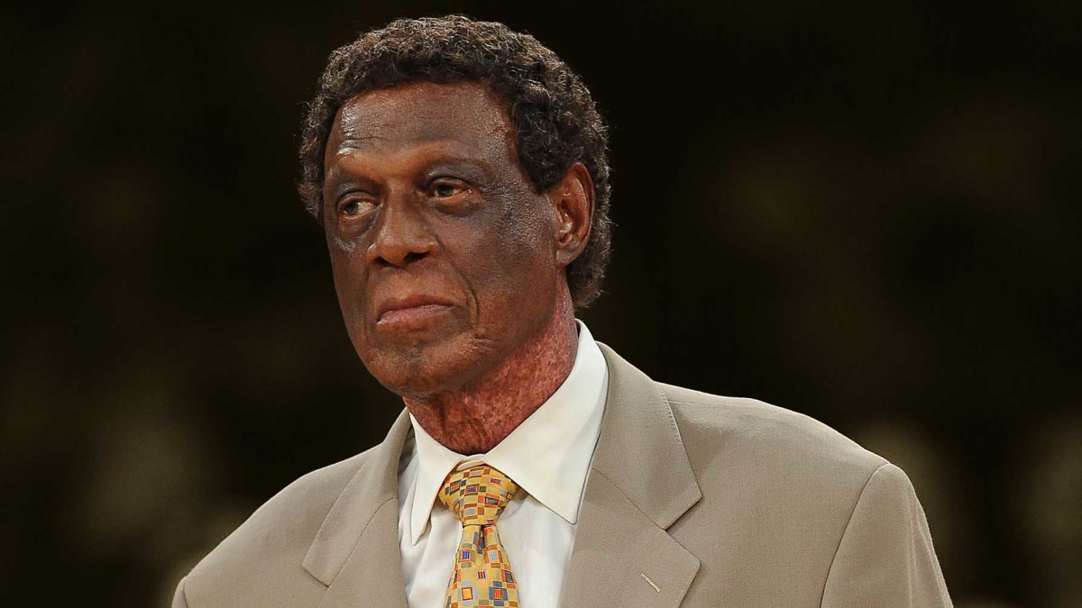 Elgin Baylor slammed NBA rookies in 1988 for lacking basketball IQ ...