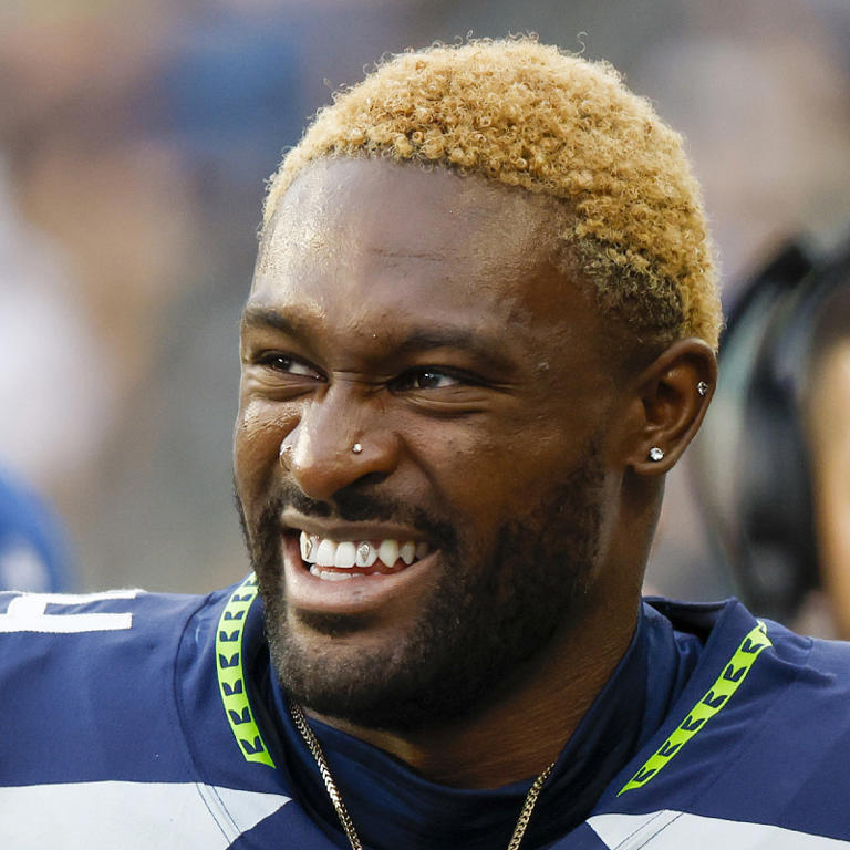 Chiefs Trade Pitch Flips 1st-Round Pick for $18 Million Star Wide Receiver Chiefs Trade Pitch Flips 1st-Round Pick for $18 Million Star Wide Receiver
