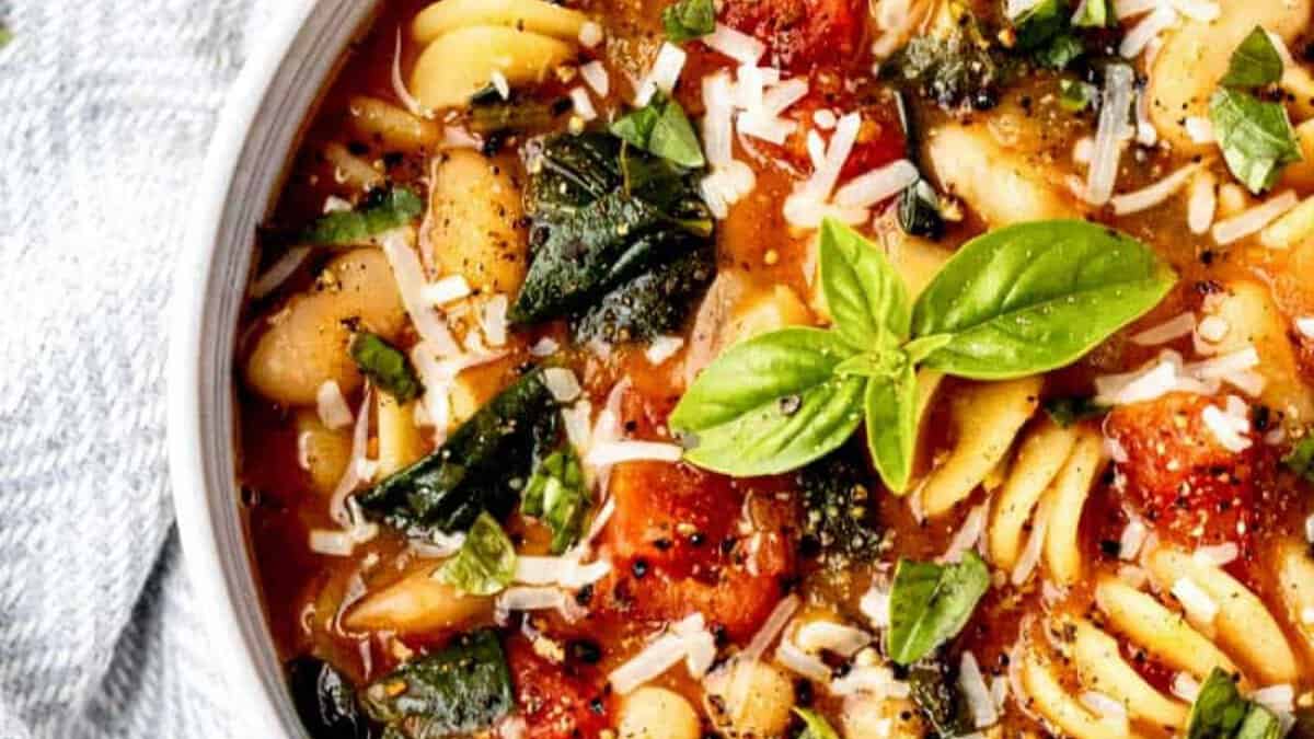 23 slow cooker dump meals that will change your dinner game