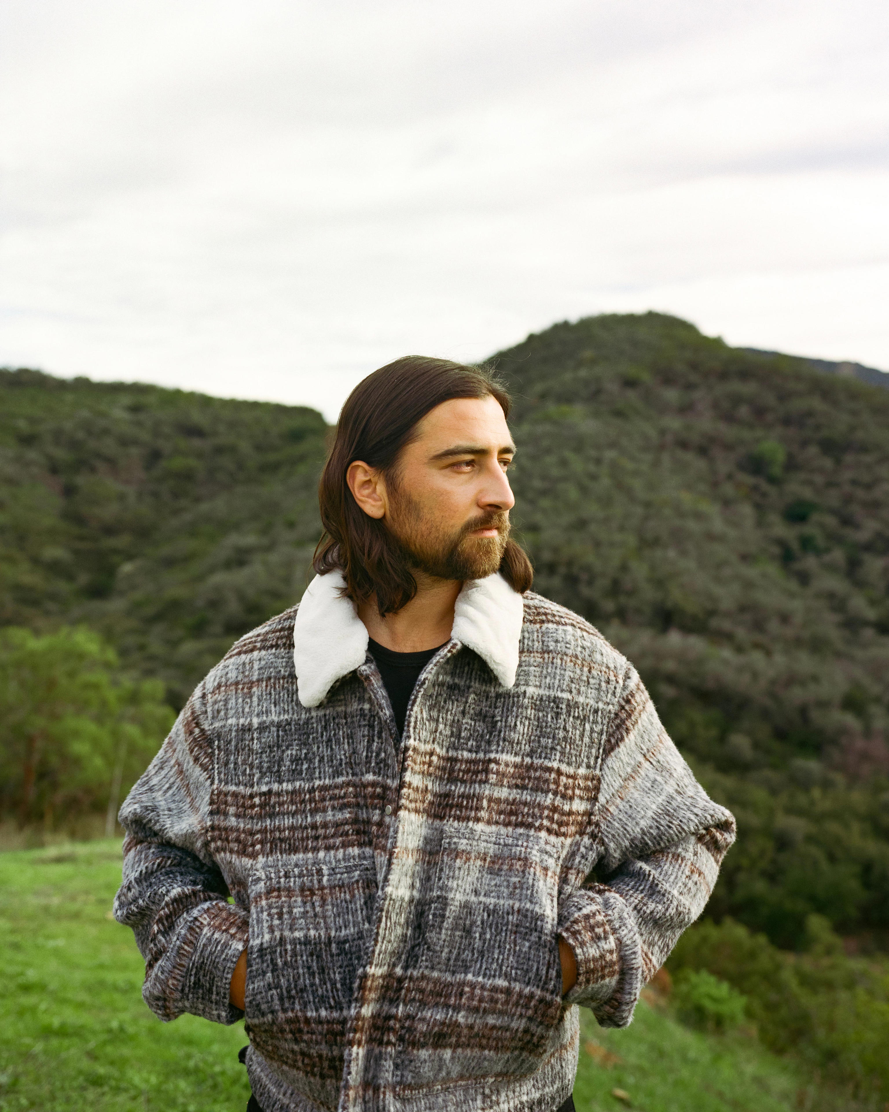 Lumineers light up Comerica Park as Noah Kahan — and Tigers mascot Paws ...