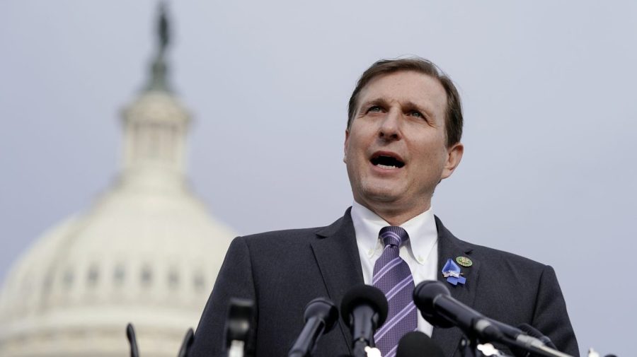 Democrat introducing resolution affirming 22nd Amendment support amid ...