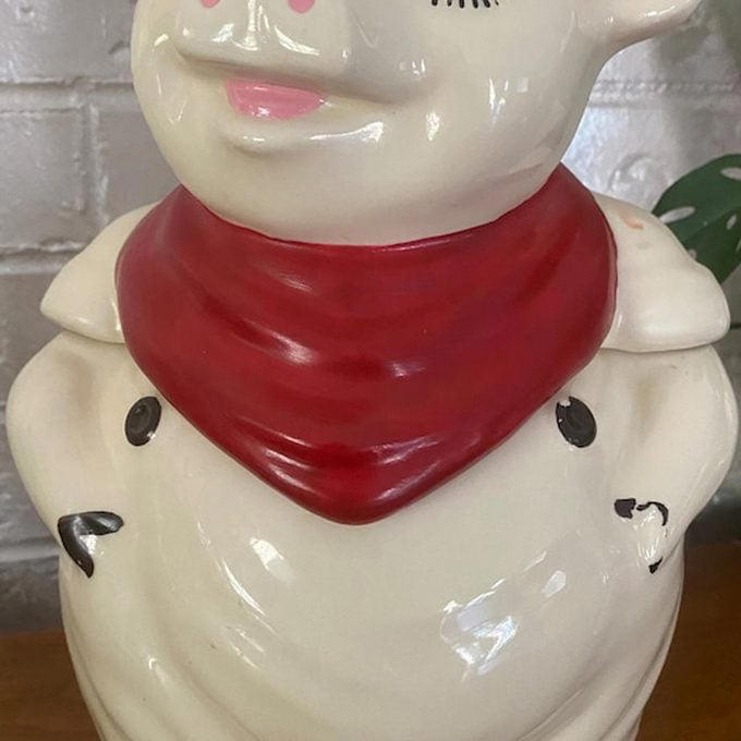 8 vintage cookie jars to look for at the thrift store