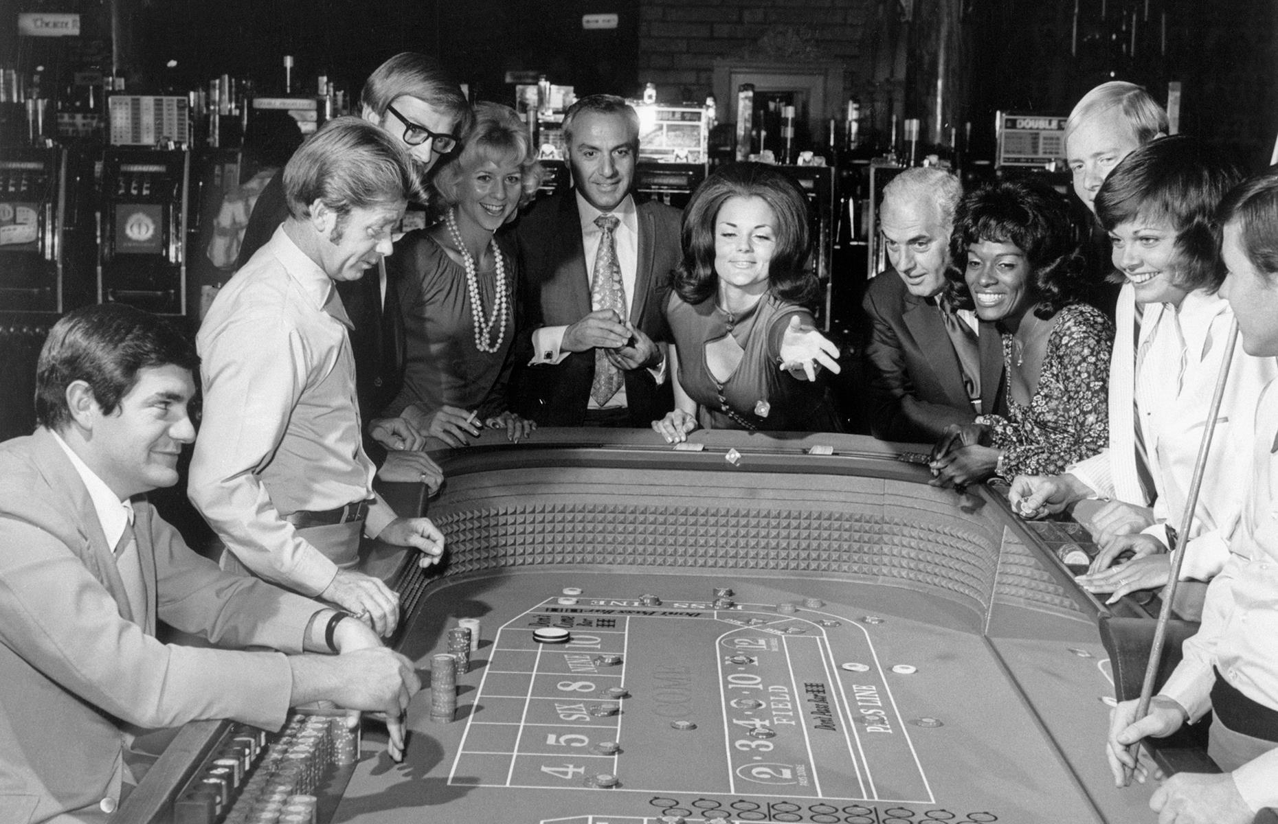 Charming Retro Photos Reveal The Incredible History of Las Vegas