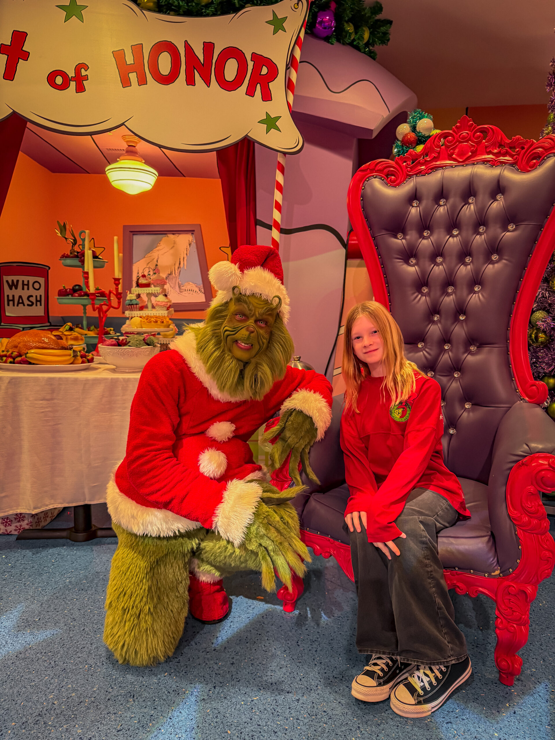 universal grinch character breakfast : is it worth it?