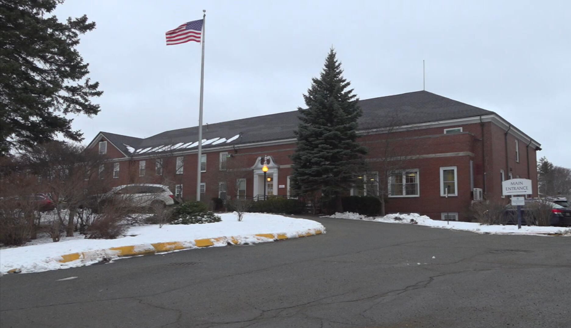 MDI Hospital closing labor and delivery unit