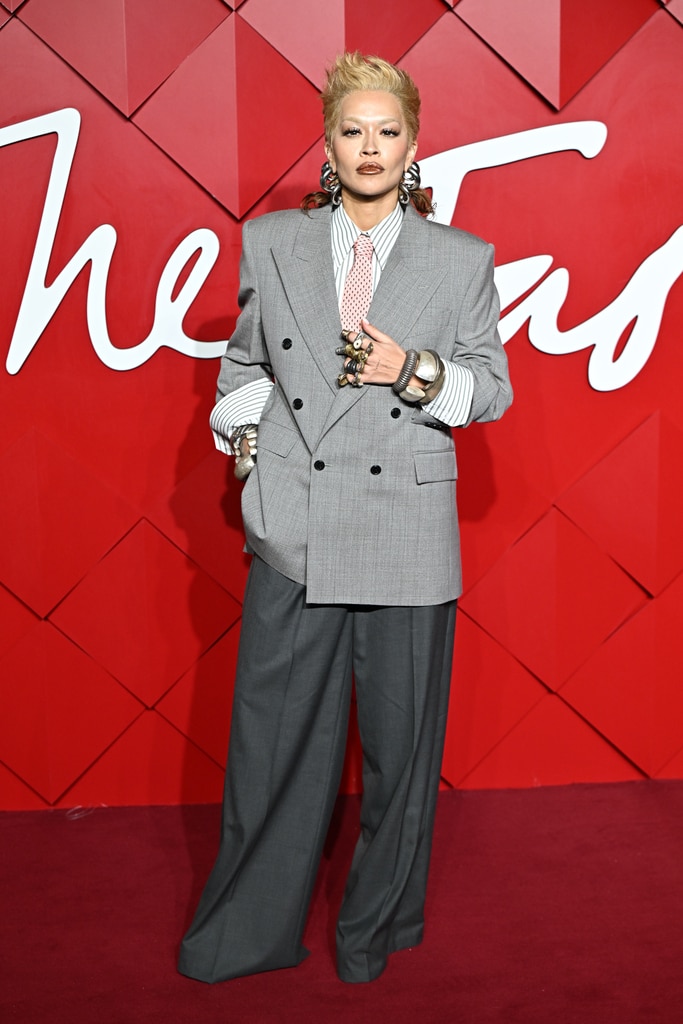 Rita Ora Debuts Shocking Transformation on Fashion Awards Red Carpet