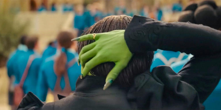 Wicked: Elphaba & Glinda's Relationship Timeline, Explained