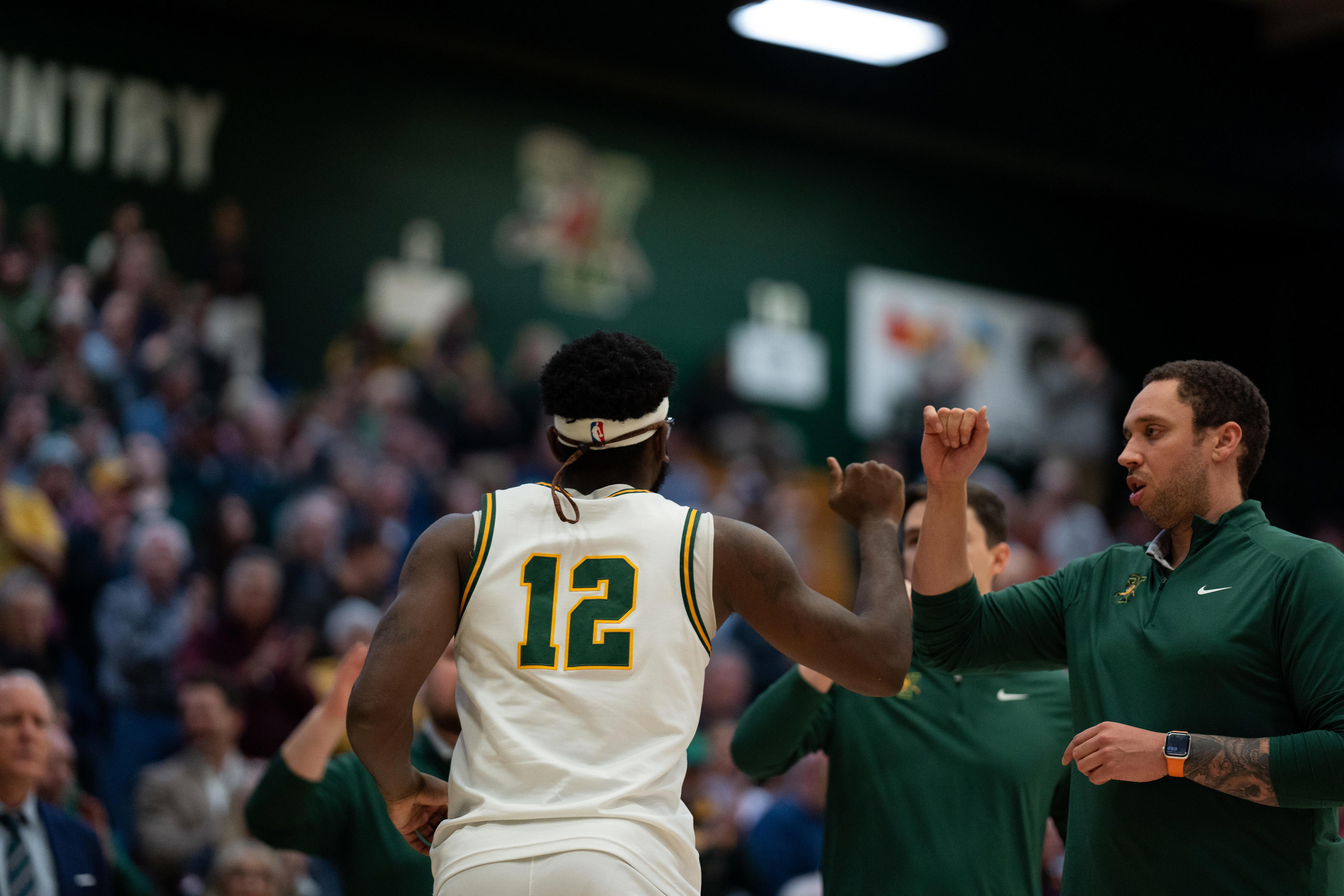 Vermont basketball star's injury status revealed for today's America ...