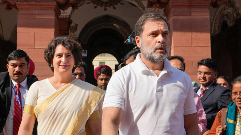 Sambhal Violence Live Updates: Rahul Gandhi-Led Delegation Stopped At ... Sambhal Violence Live Updates: Rahul Gandhi-Led Delegation Stopped At ...