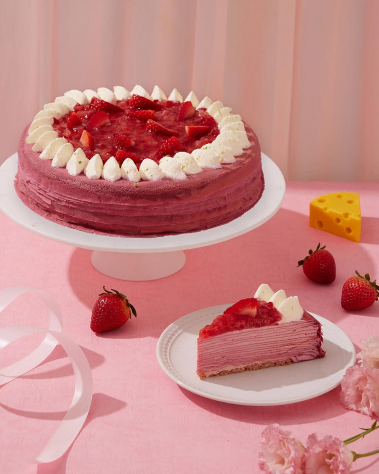 台灣吃得到！草莓季甜點：韓國KITCHEN205草莓蛋糕快閃、LADY M 「草莓起司千層蛋糕」