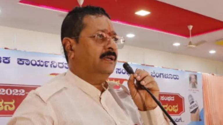 Yatnal Criticises Karnataka BJP Unit Over 'Adjustment Politics, Dynasty ... Yatnal Criticises Karnataka BJP Unit Over 'Adjustment Politics, Dynasty ...