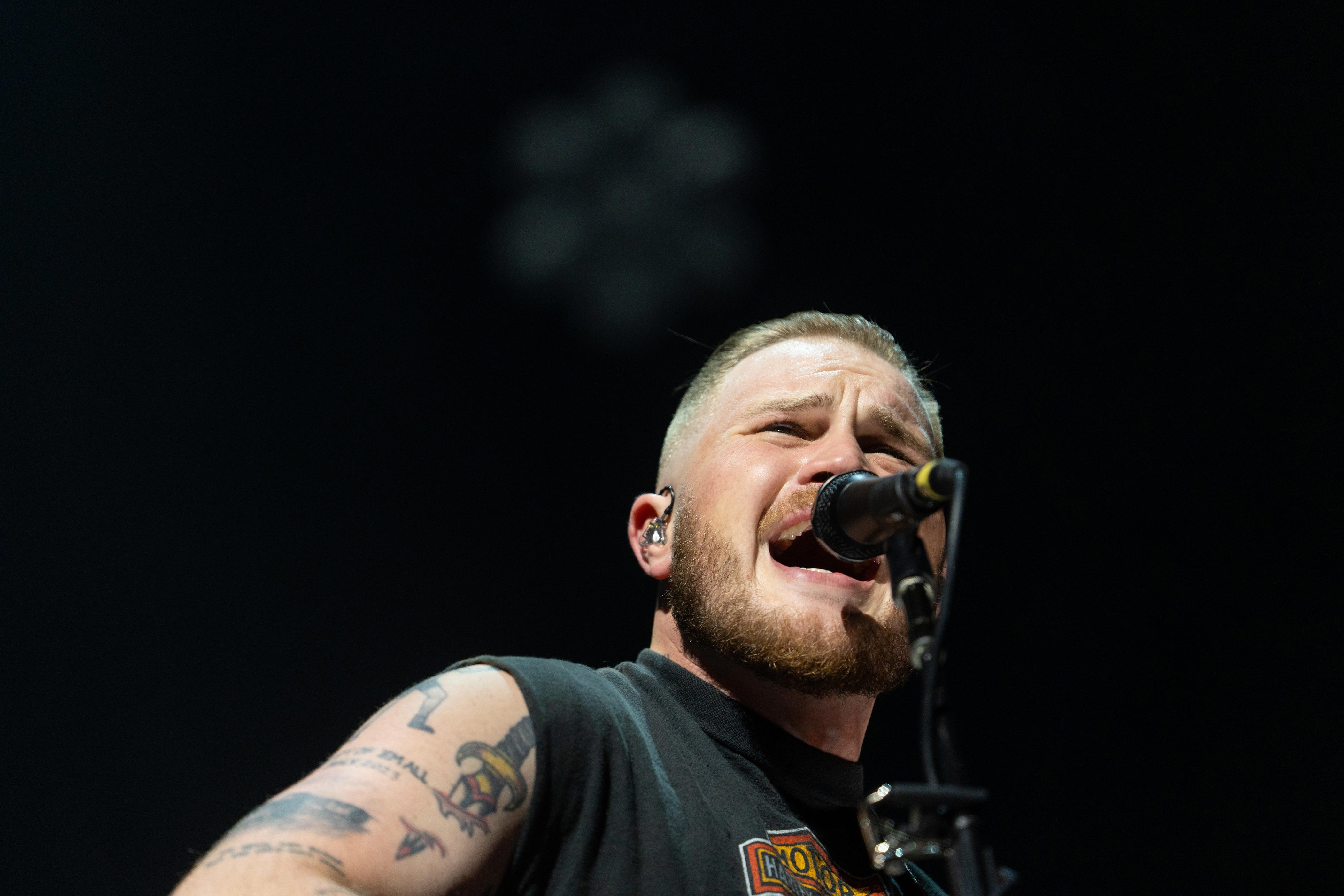 Zach Bryan nearly fought Gavin Adcock at an Oklahoma concert. Here's ...