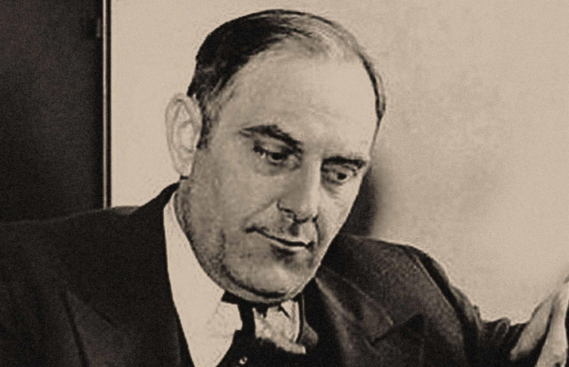 How 'The Smoothest Con Man That Ever Lived' Fooled the World