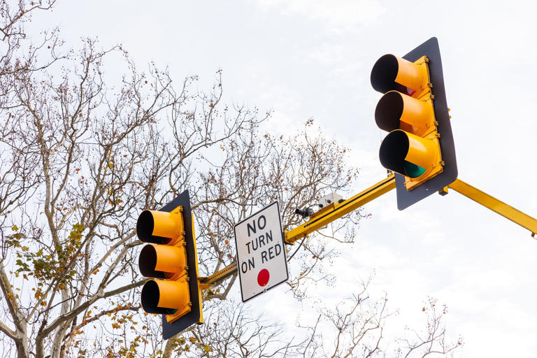 Hanover area's bustling Carlisle Pike to gain two traffic lights in 2025, officials say