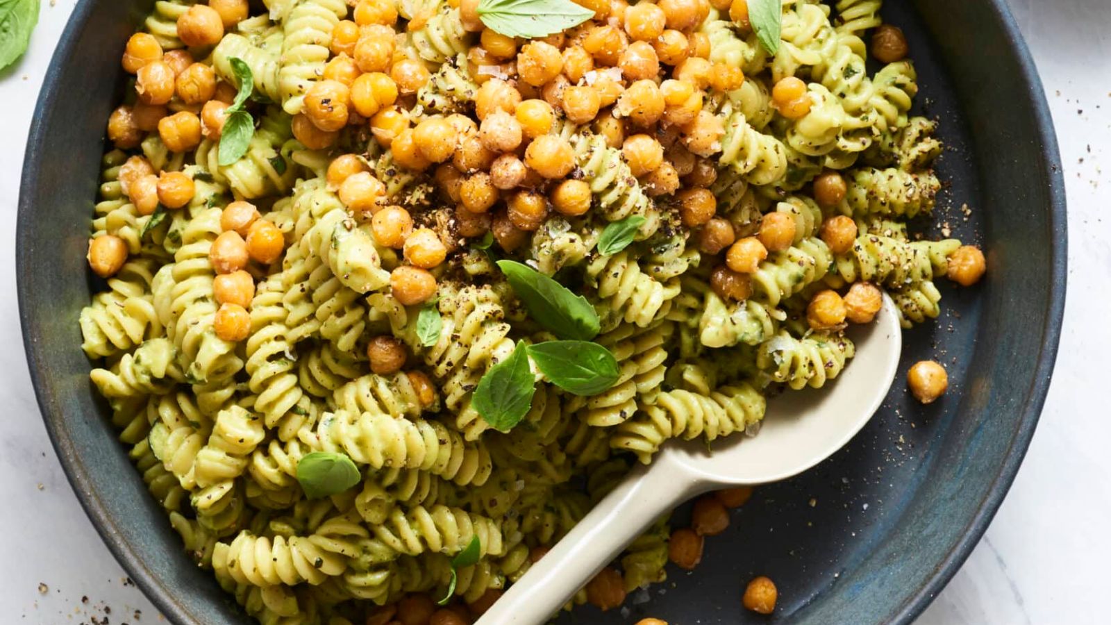 10 Easy Pasta Meals That Keep The Family Happy