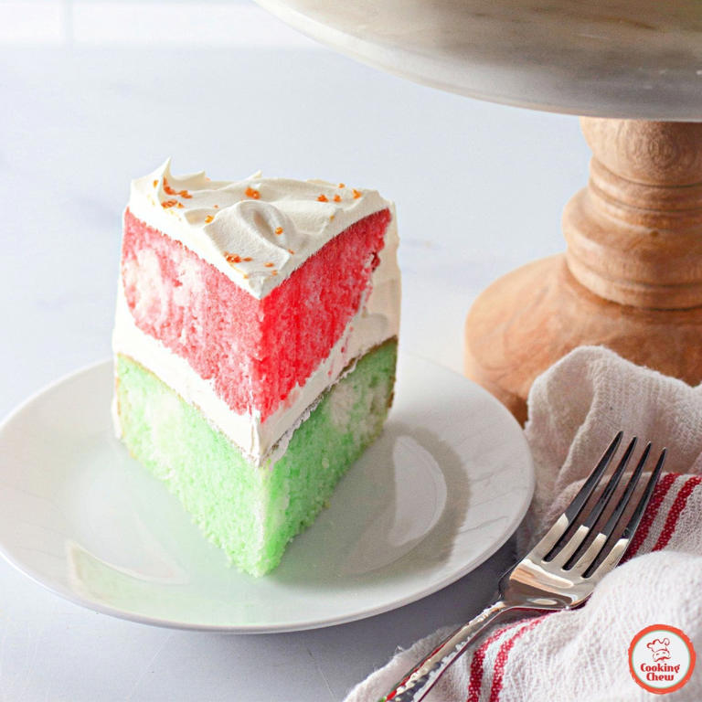 Festive Christmas Jello Cake Recipe: Light, Fruity & Easy