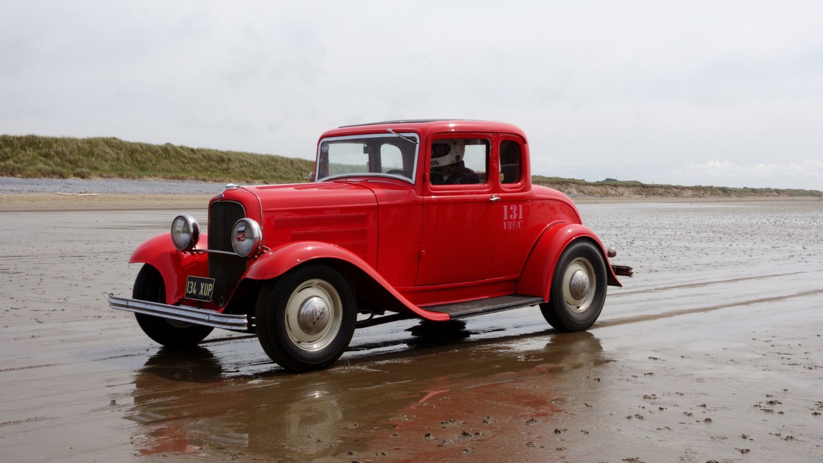 25 Iconic Cars That Perfectly Capture the Spirit of Their Time