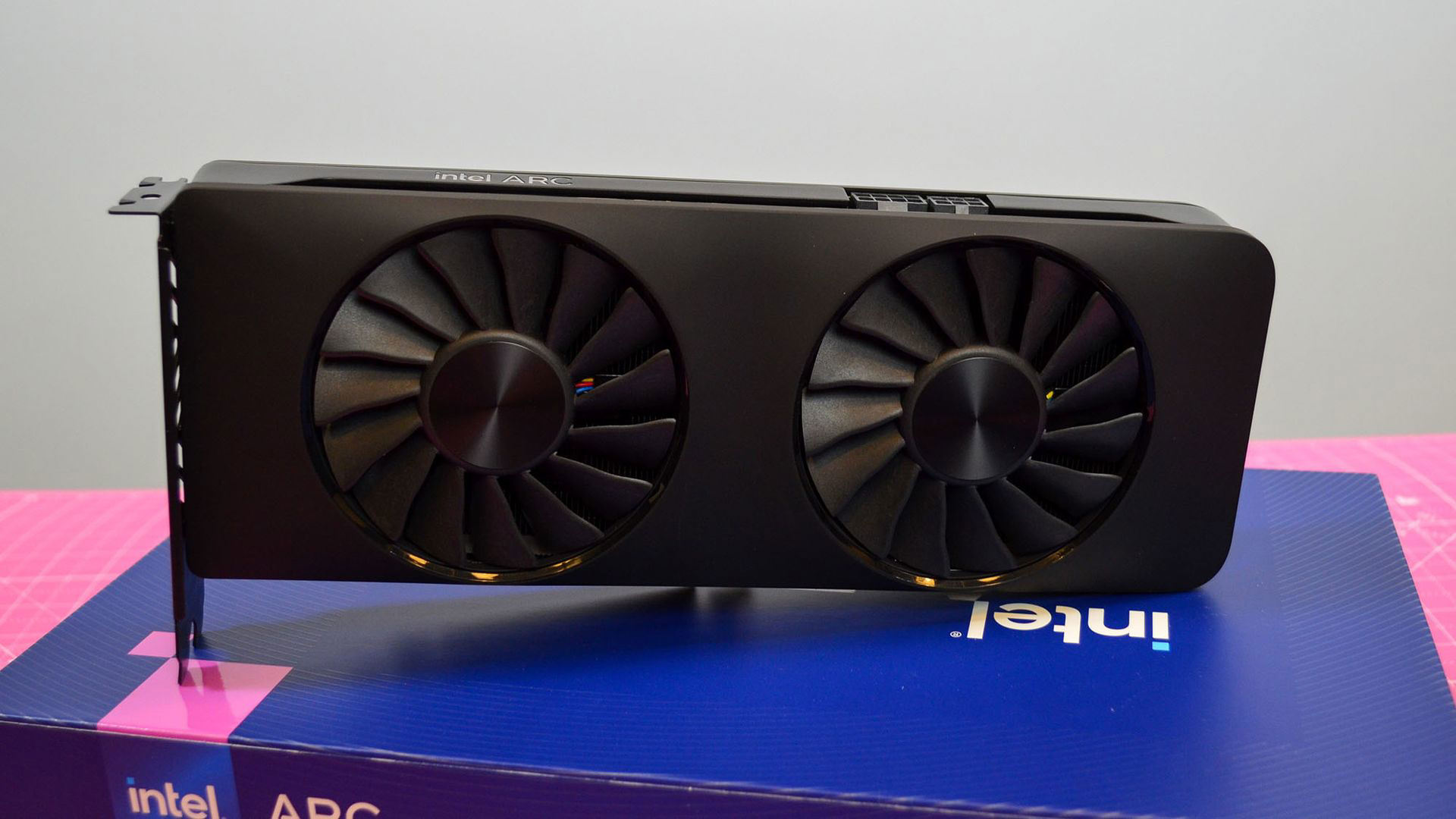 Intel unleashes XeSS 2 for Arc GPUs with huge changes to speed up PC ... Intel unleashes XeSS 2 for Arc GPUs with huge changes to speed up PC ...