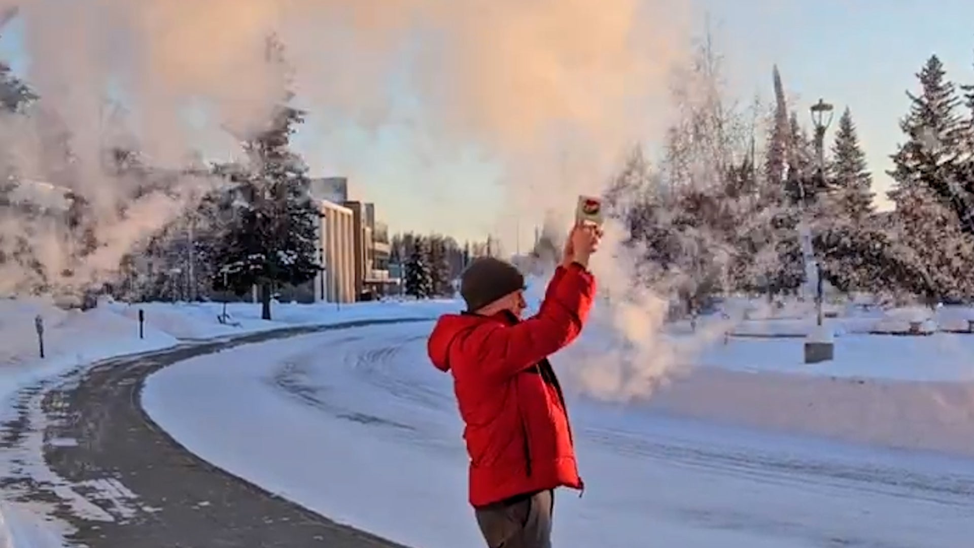Neat Winter Phenomena Meteorologists Watch For In Winter