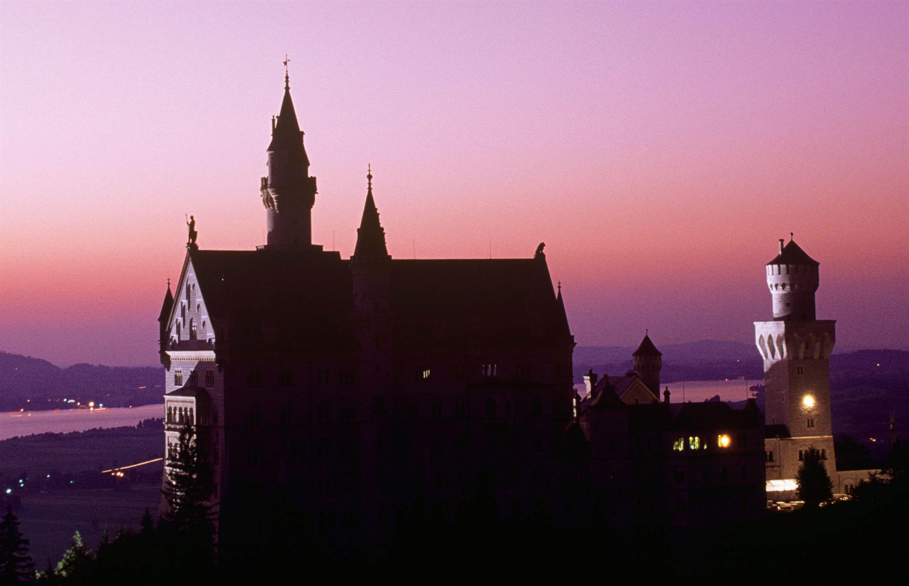 History's most infamous con man? The astonishing story of Victor Lustig