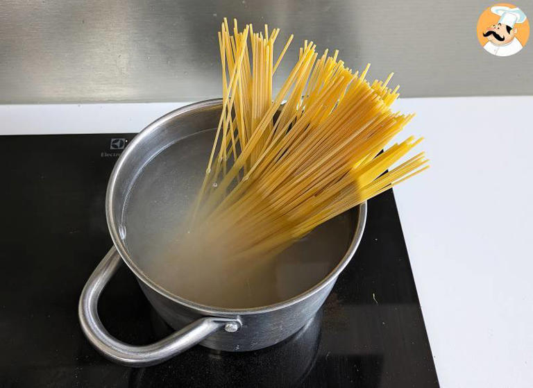 Romige pasta met courgettes en Griekse yoghurt