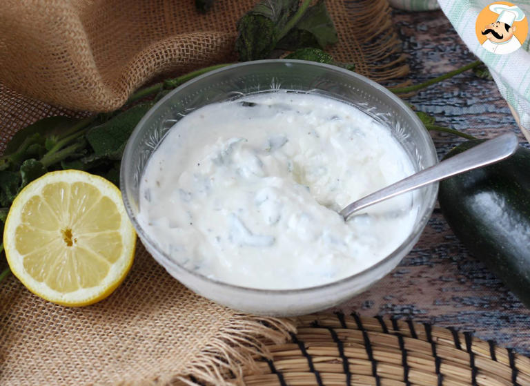 Superfrisse yoghurt, feta, citroen en muntsaus!