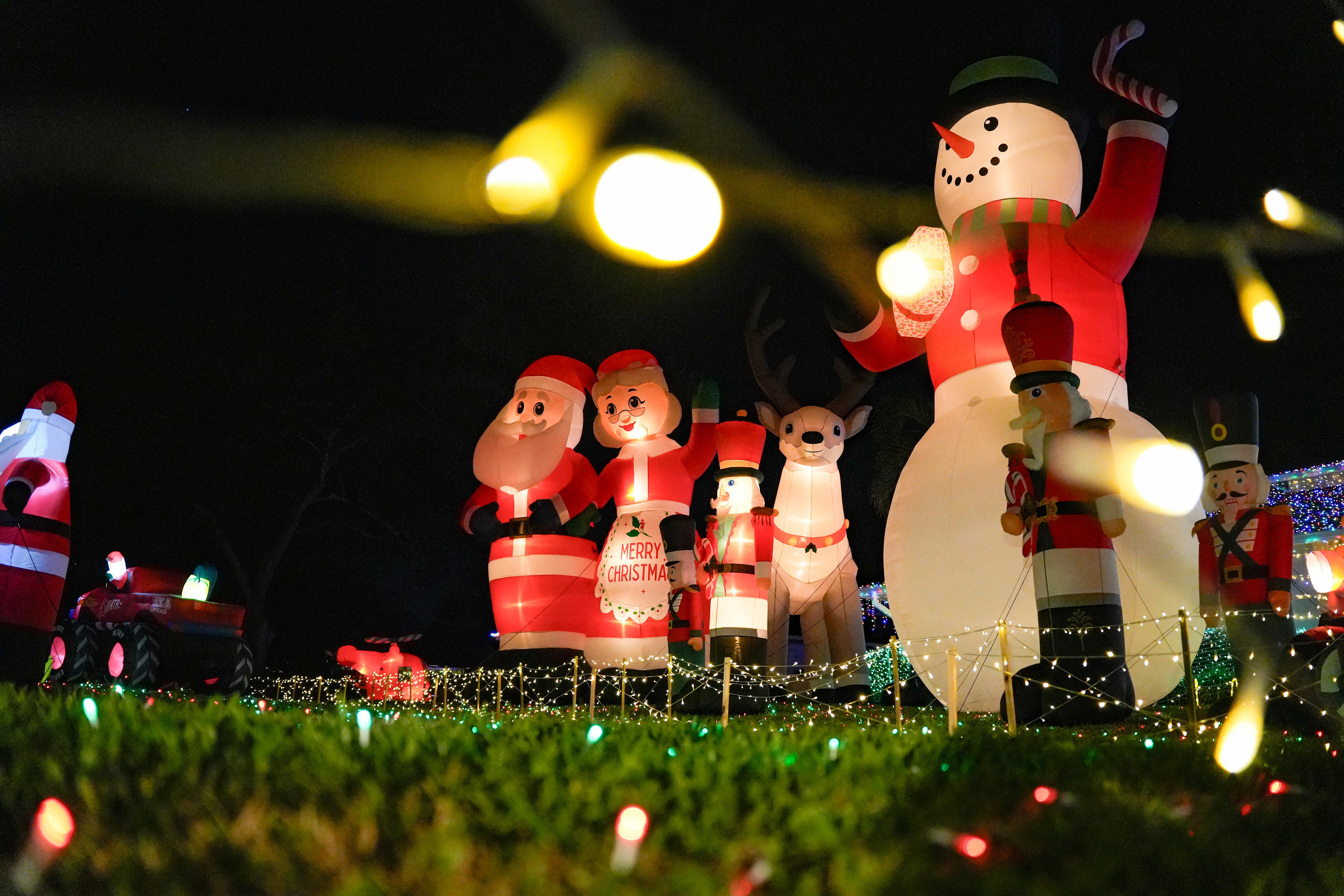 Holiday light map in Naples, Marco Island: Add your home or business