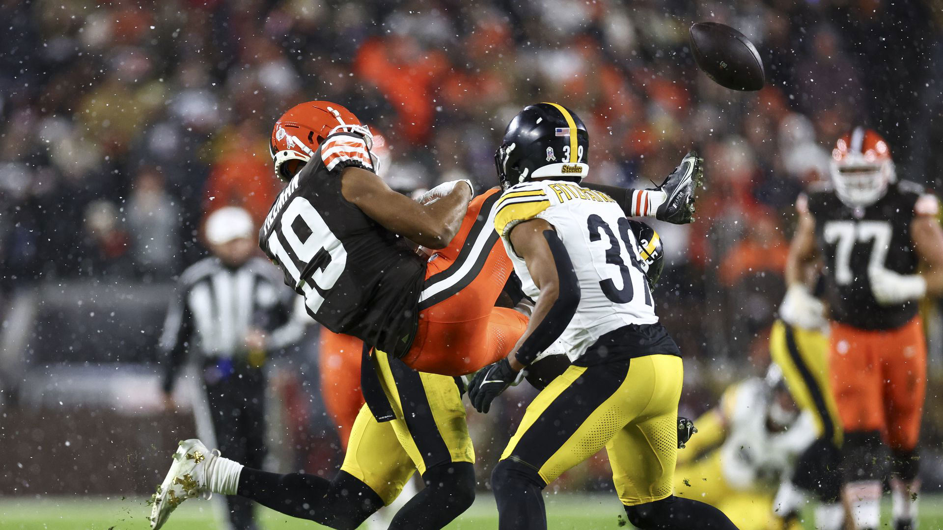 Browns, Steelers Week 14 injury report: PIT resting 7 vets, CLE has ... Browns, Steelers Week 14 injury report: PIT resting 7 vets, CLE has ...