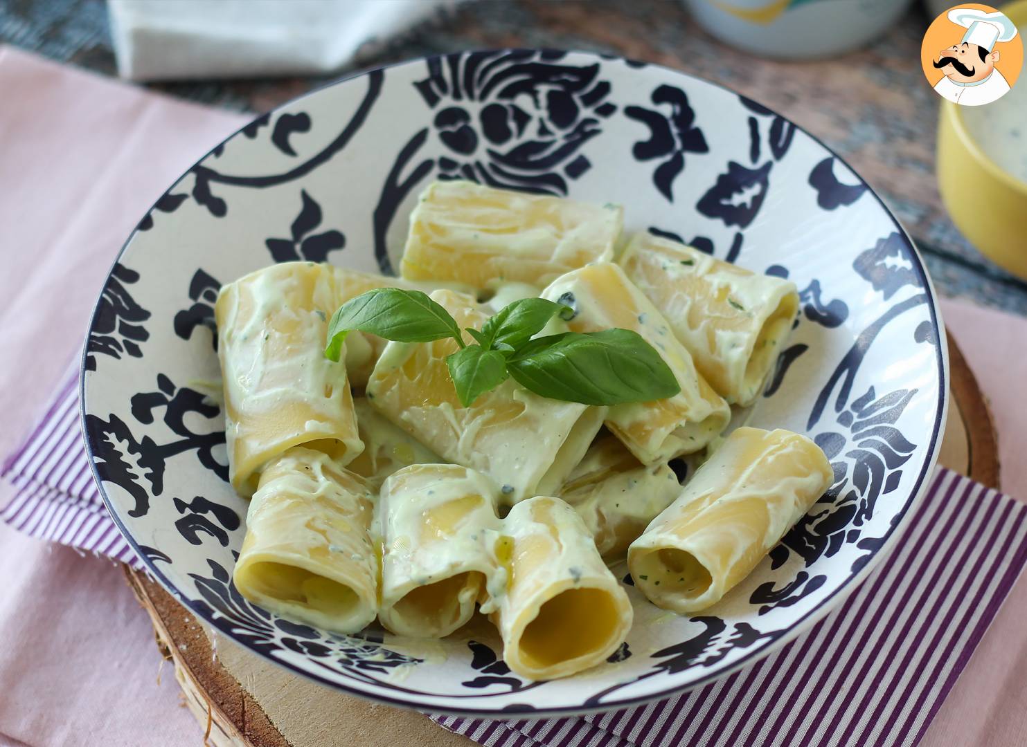 Pasta met ricotta en basilicum
