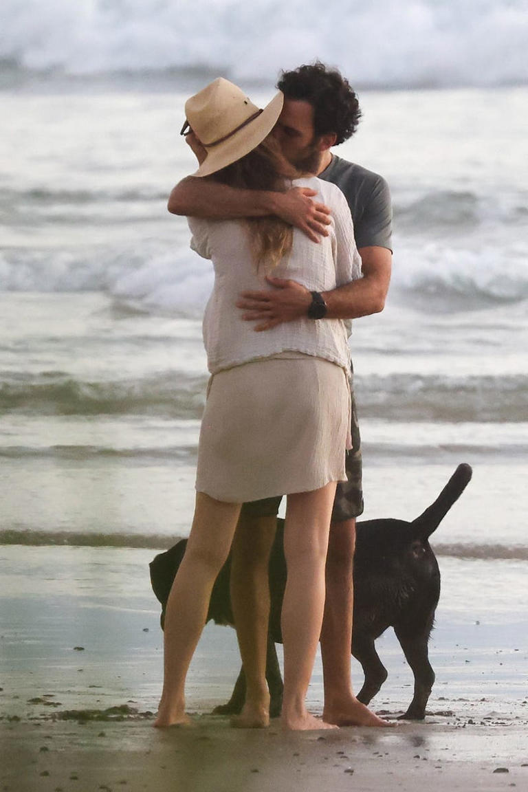 Gisele Bündchen and Joaquim Valente Get Romantic on a Yacht