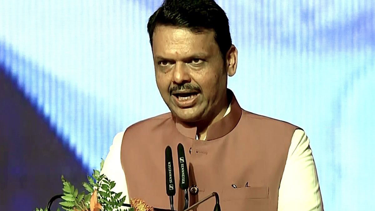 Fadnavis, Shinde Visit Memorial of RSS Founder Hedgewar in Nagpur Fadnavis, Shinde Visit Memorial of RSS Founder Hedgewar in Nagpur