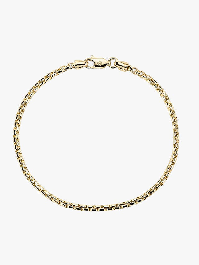 5 Rockin' Holiday Party Outfits for Every Type of Shindig