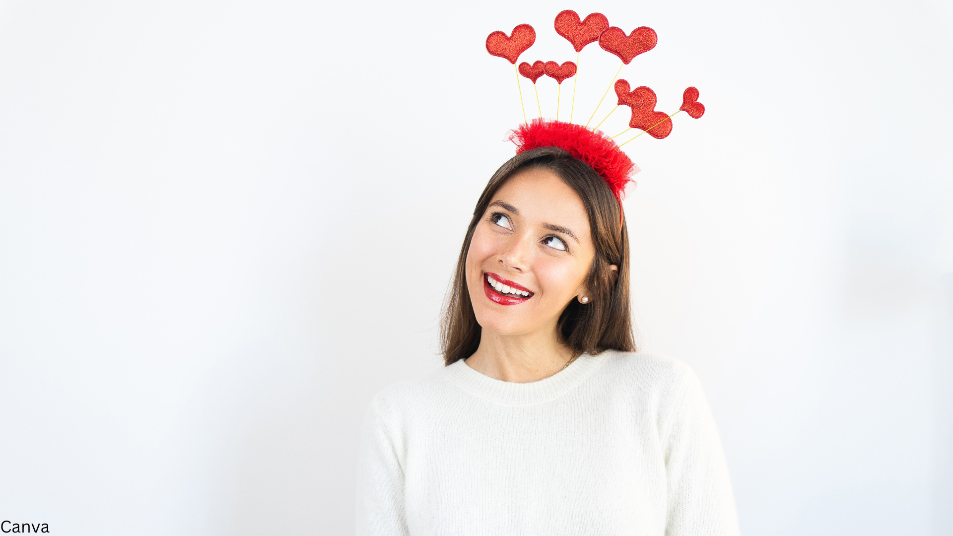 12 Zodiac Women: How Each Sign Acts When In Love 12 Zodiac Women: How Each Sign Acts When In Love