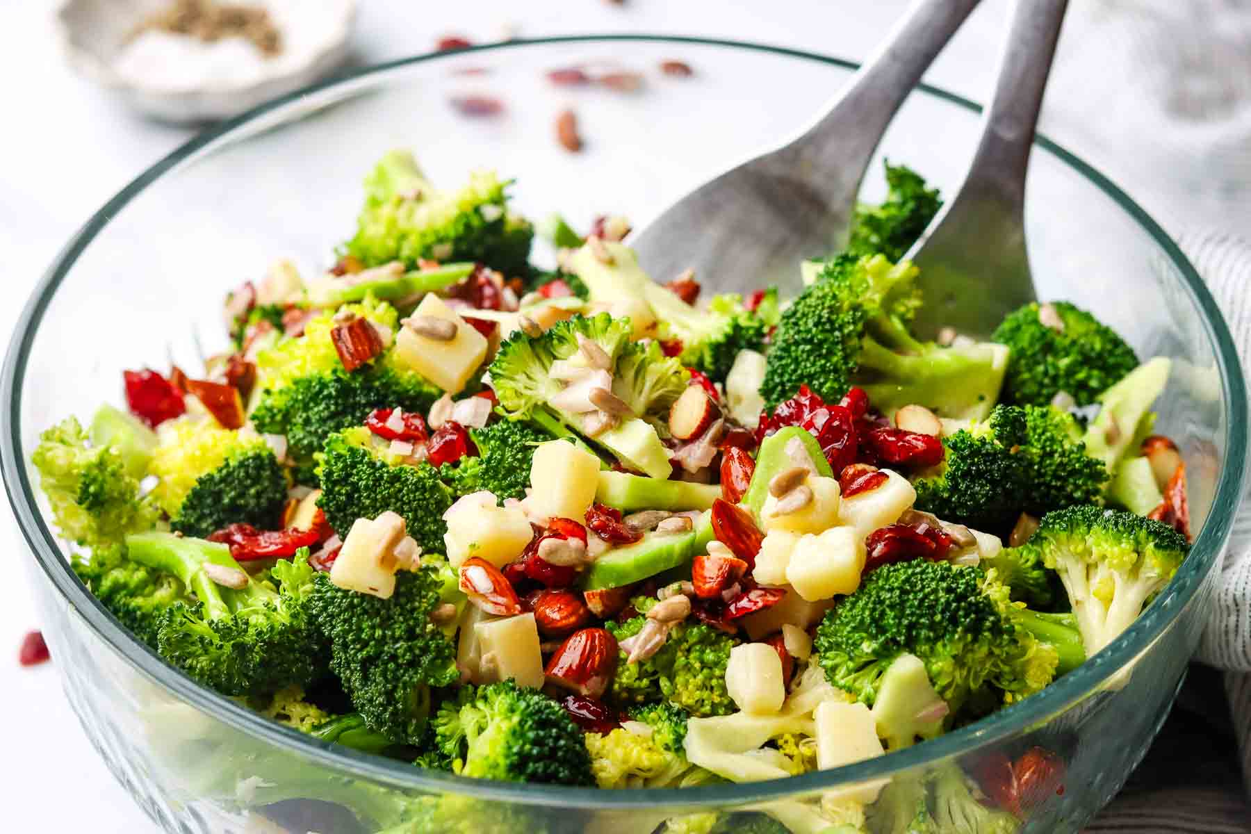 10 Nourishing But Light Foods Your Body Will Thank You For
