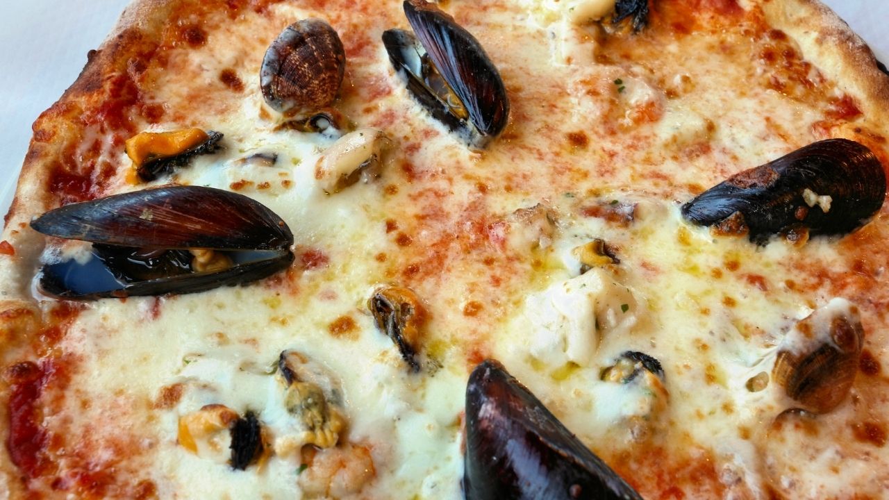 12 Iconic Pizzas in Italy for Your Bucket List