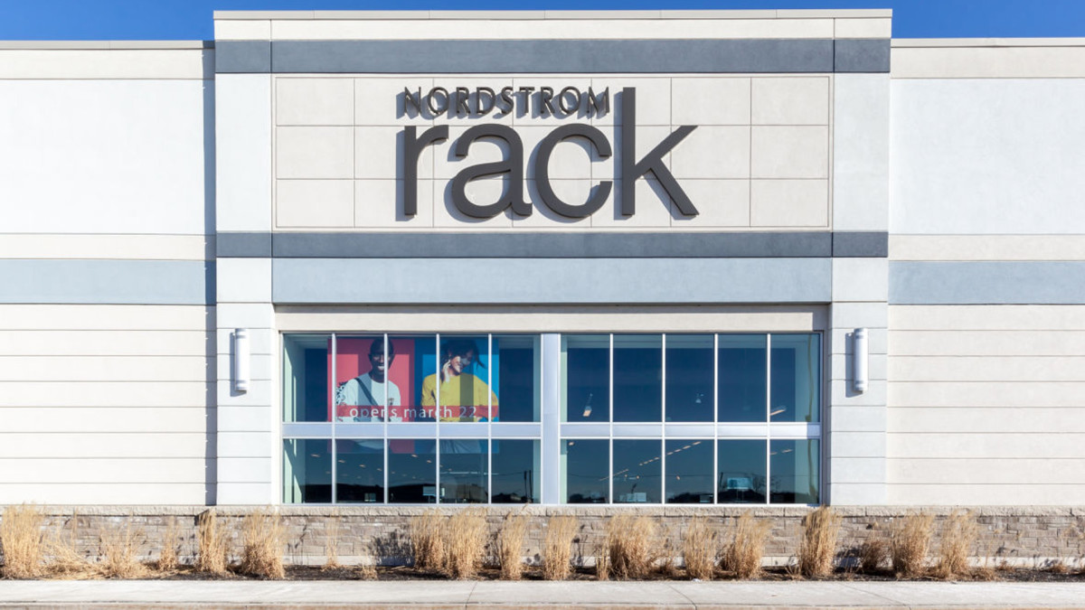 Nordstrom Rack Has a ‘Beautiful’ $105 Satin Skirt on Sale for $35 That ...