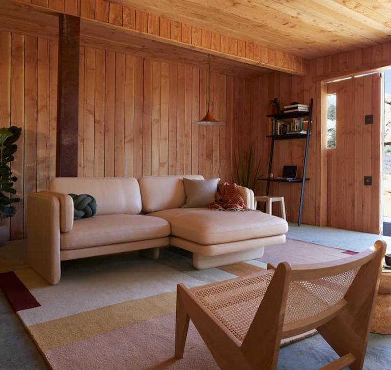 We tested (and rated!) all the sofas and chairs at Design Within Reach ...