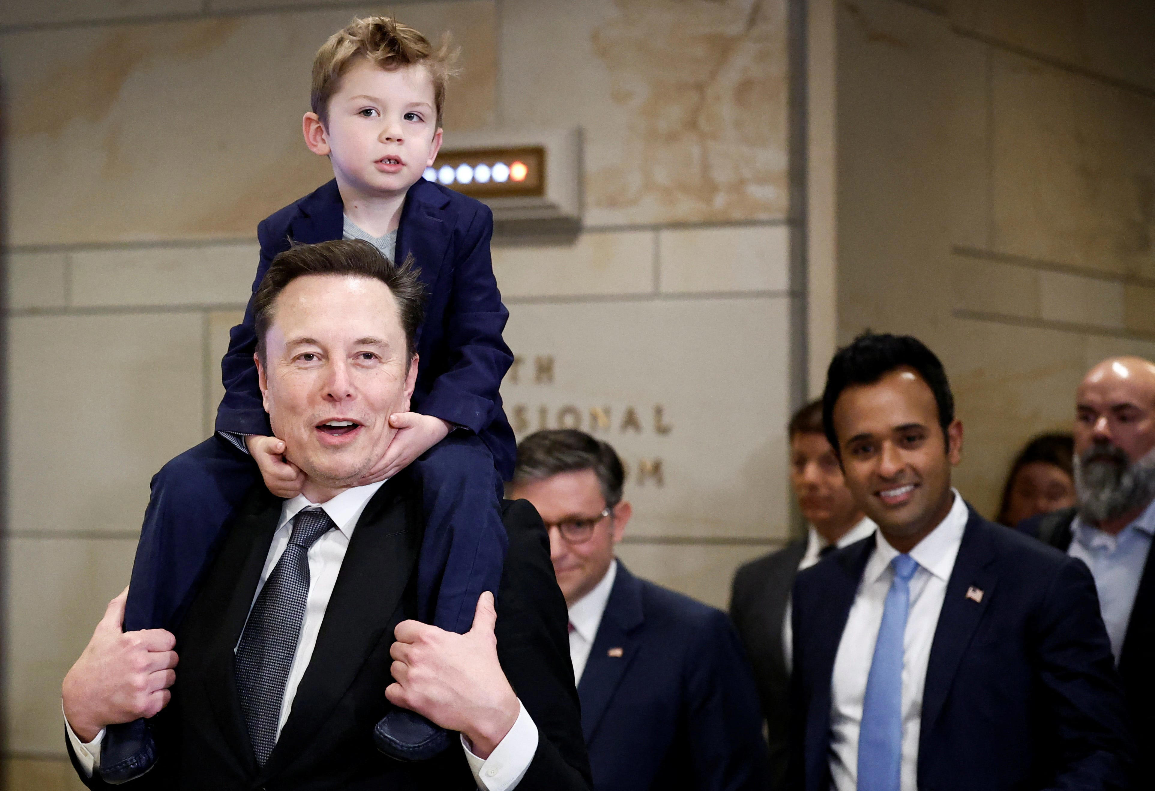 Is Elon Musk an American citizen? What nationality is Elon Musk? Here's ... Is Elon Musk an American citizen? What nationality is Elon Musk? Here's ...