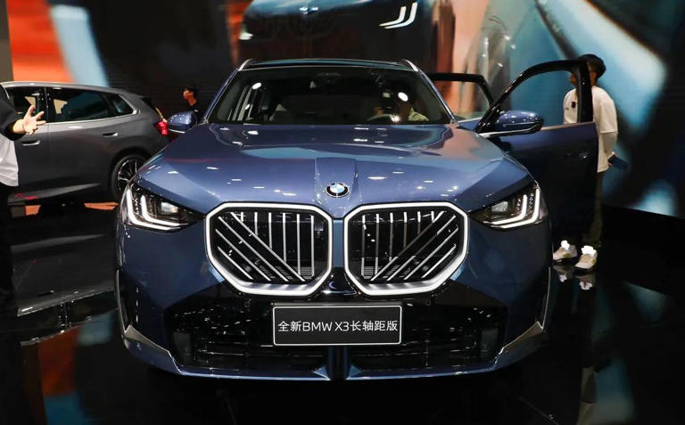 宝马X3L新车型来袭，豪华中型SUV市场能否再现蓝天白云魅力？
